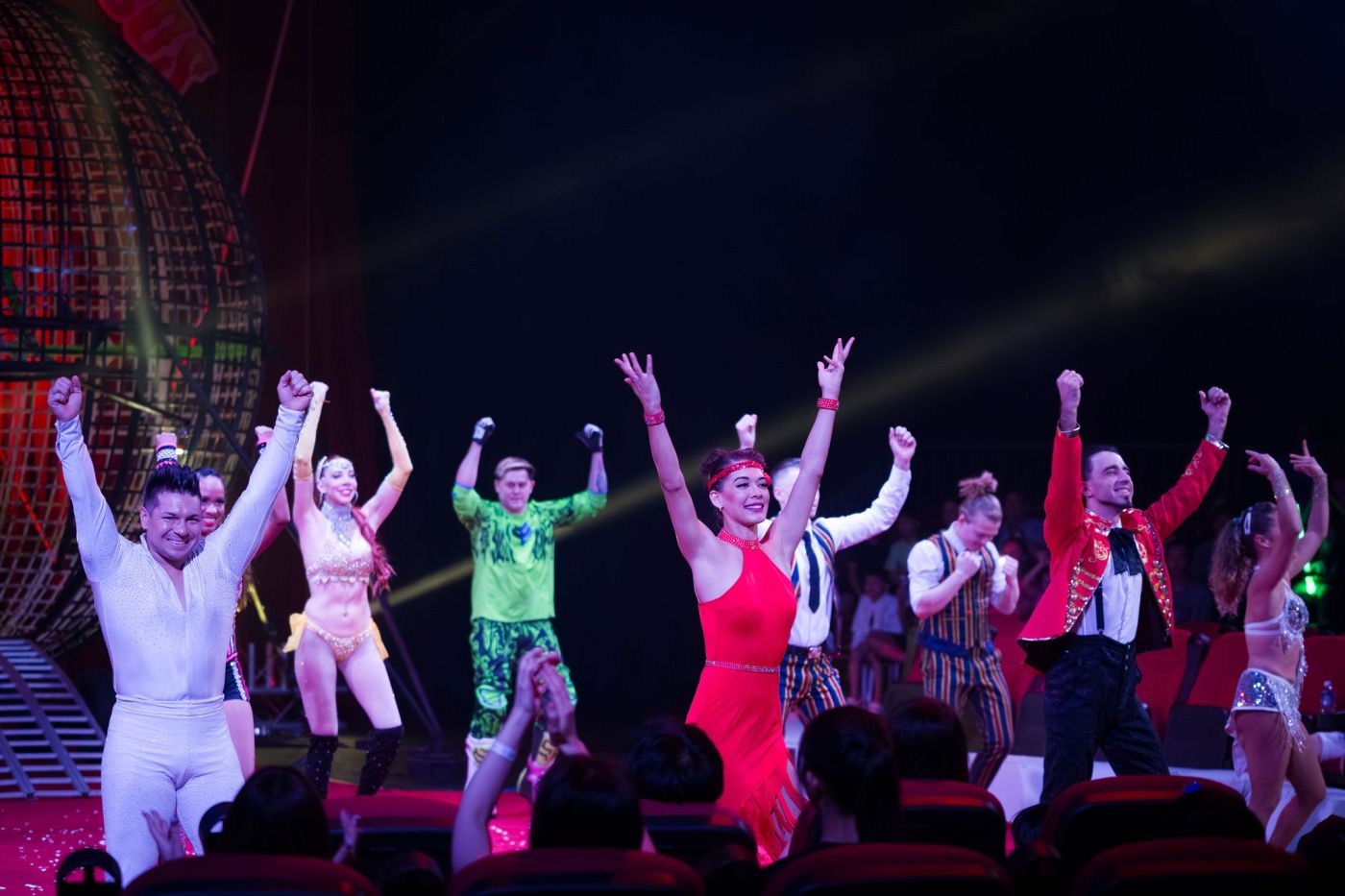 Guam Circus Gallery | Super American Circus